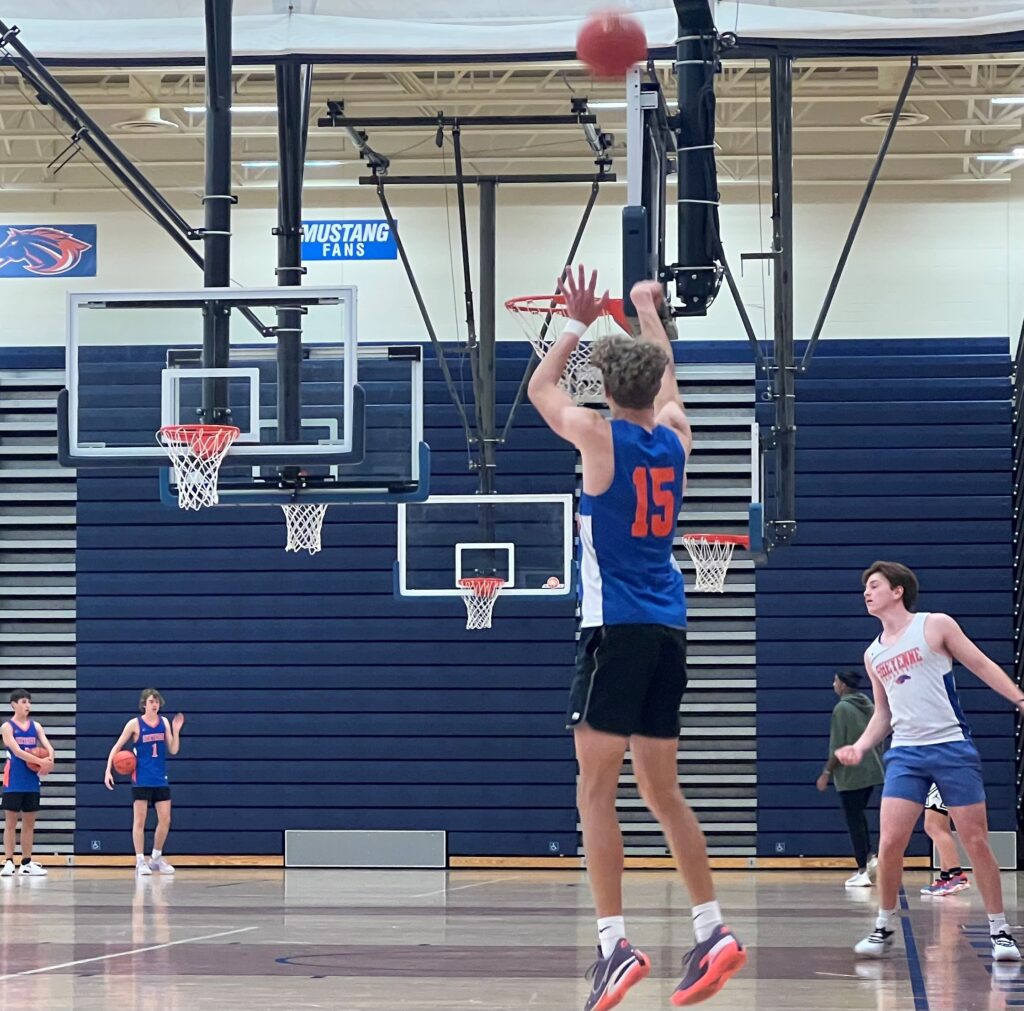 West Fargo Sheyenne Mustangs - Prep Hoops