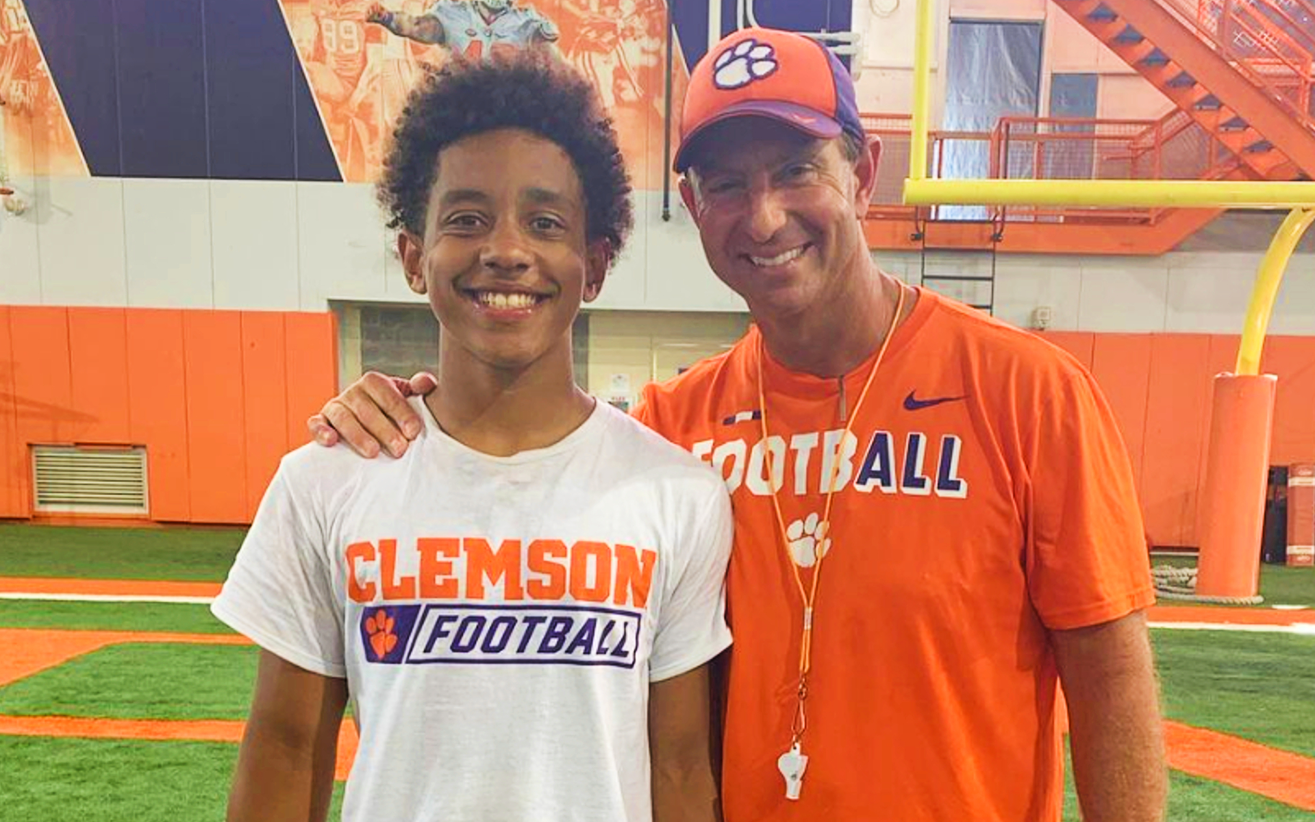 Crackin' Pads: 2027 Prospects To Know - 10/27 - Prep Redzone